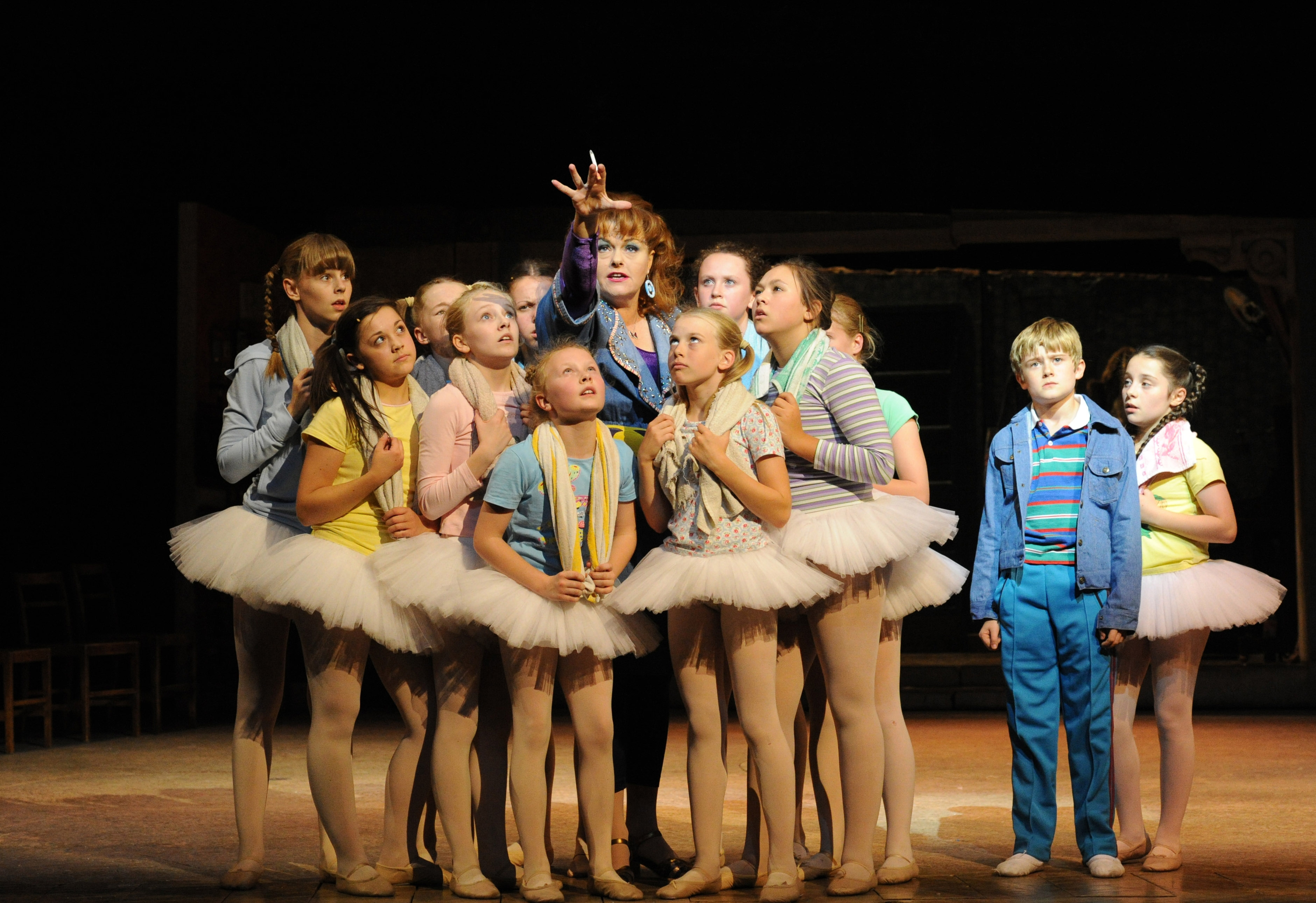 BILLY ELLIOT THE MUSICAL returns for a national tour and limited West ...